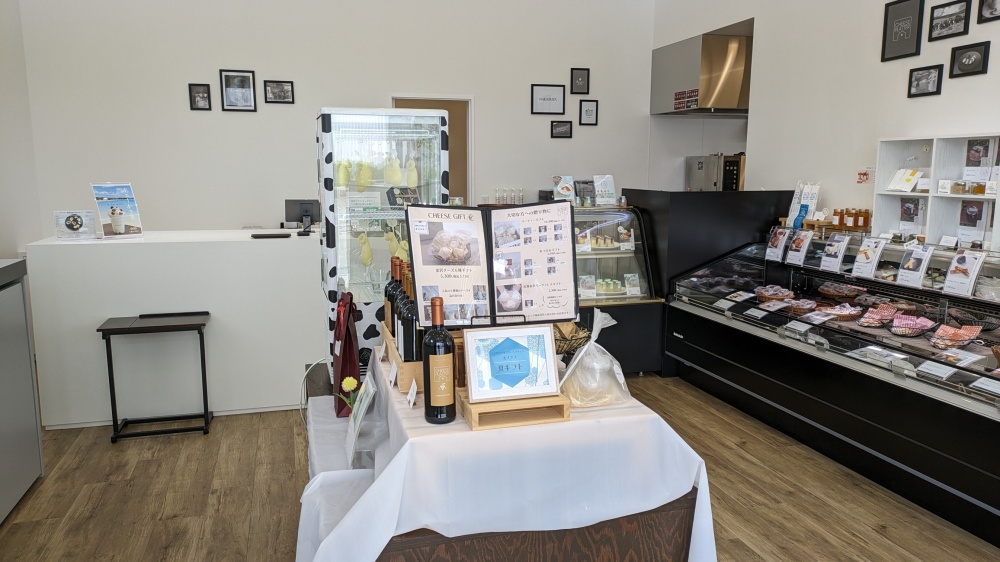 【NEWS】お得情報盛りだくさん♪こだわりチーズの専門店「LAREVES（ラレーヴ）金沢チーズプラッター」が1周年記念祭を開催！ ｜ いいじ金沢